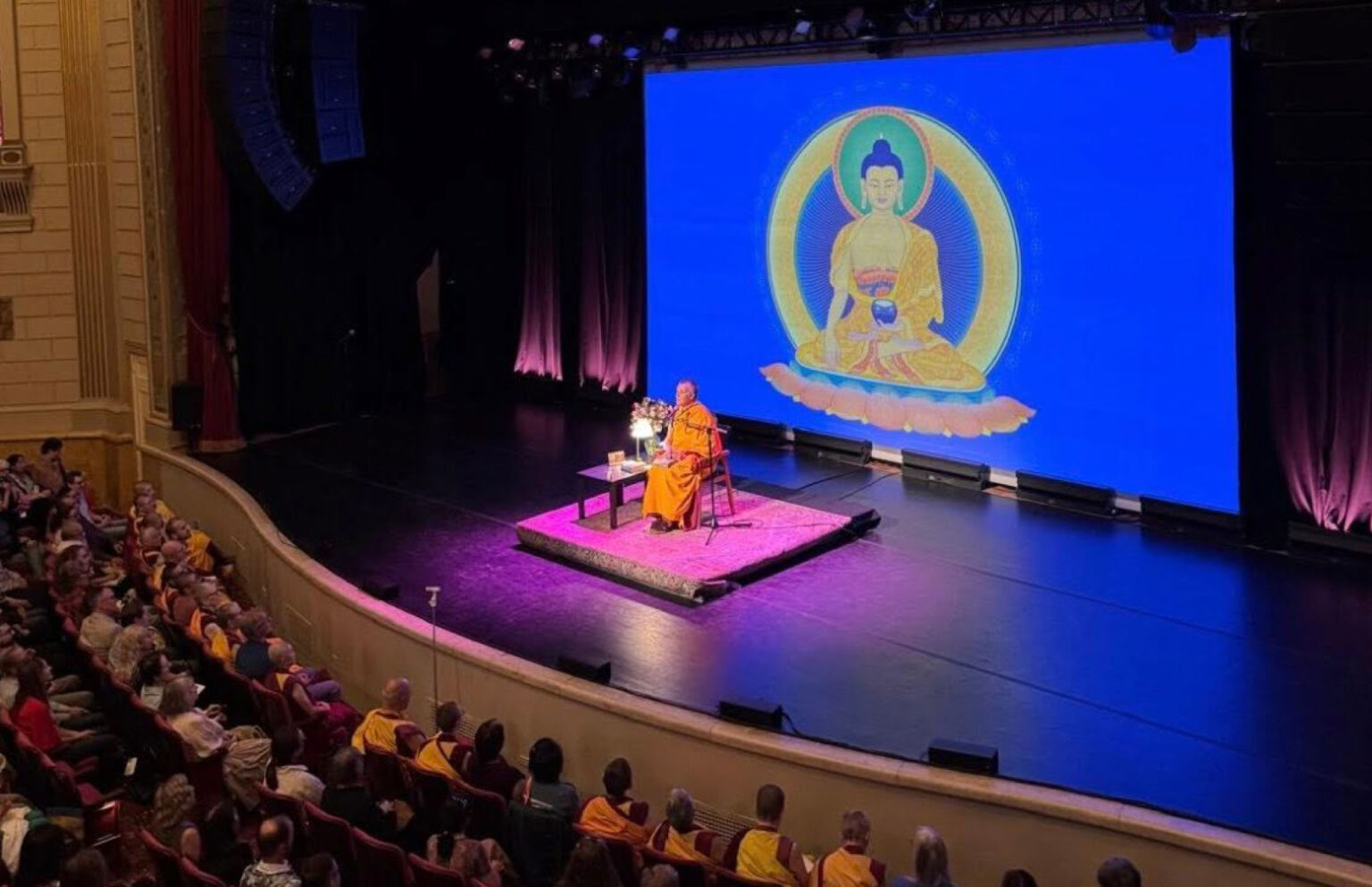 Understanding Fear and Anxiety: The Buddhist View of Fear and How to be ...